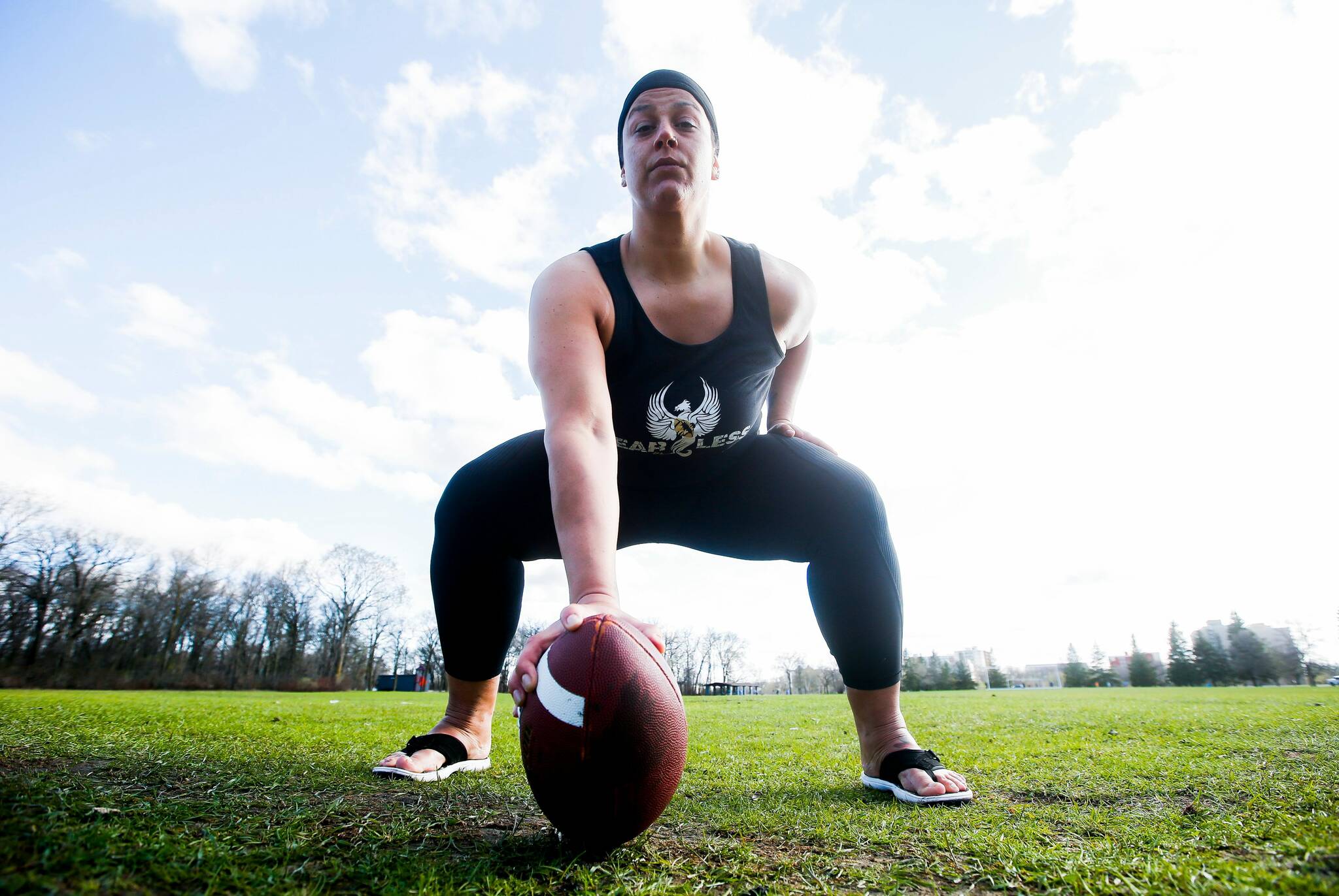 Gridiron gals grab grass and growl – Winnipeg Free Press