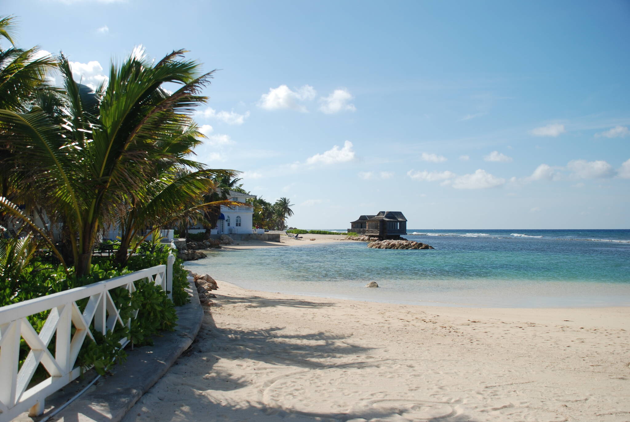 Explore the island – Winnipeg Free Press