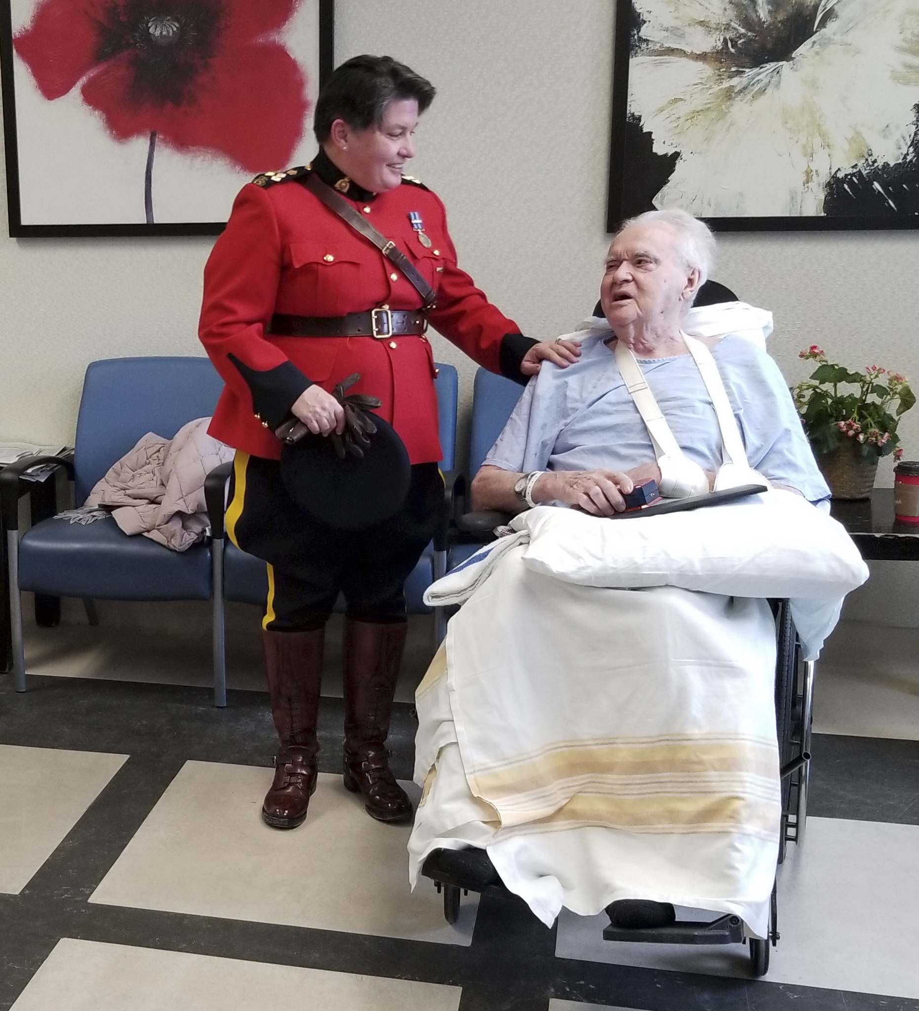 RCMP grant dying man’s wish, make him honorary Mountie – Winnipeg Free ...