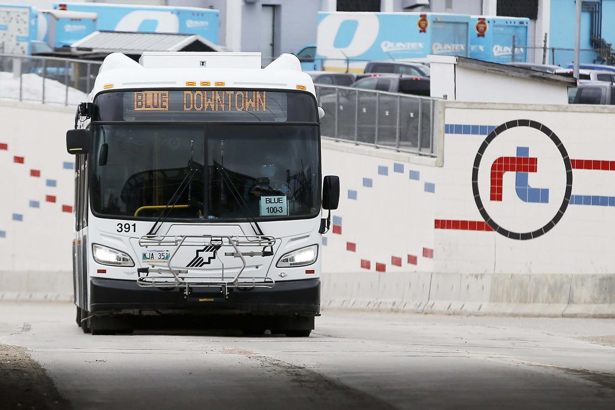 Few riders as Transit launches express route – Winnipeg Free Press