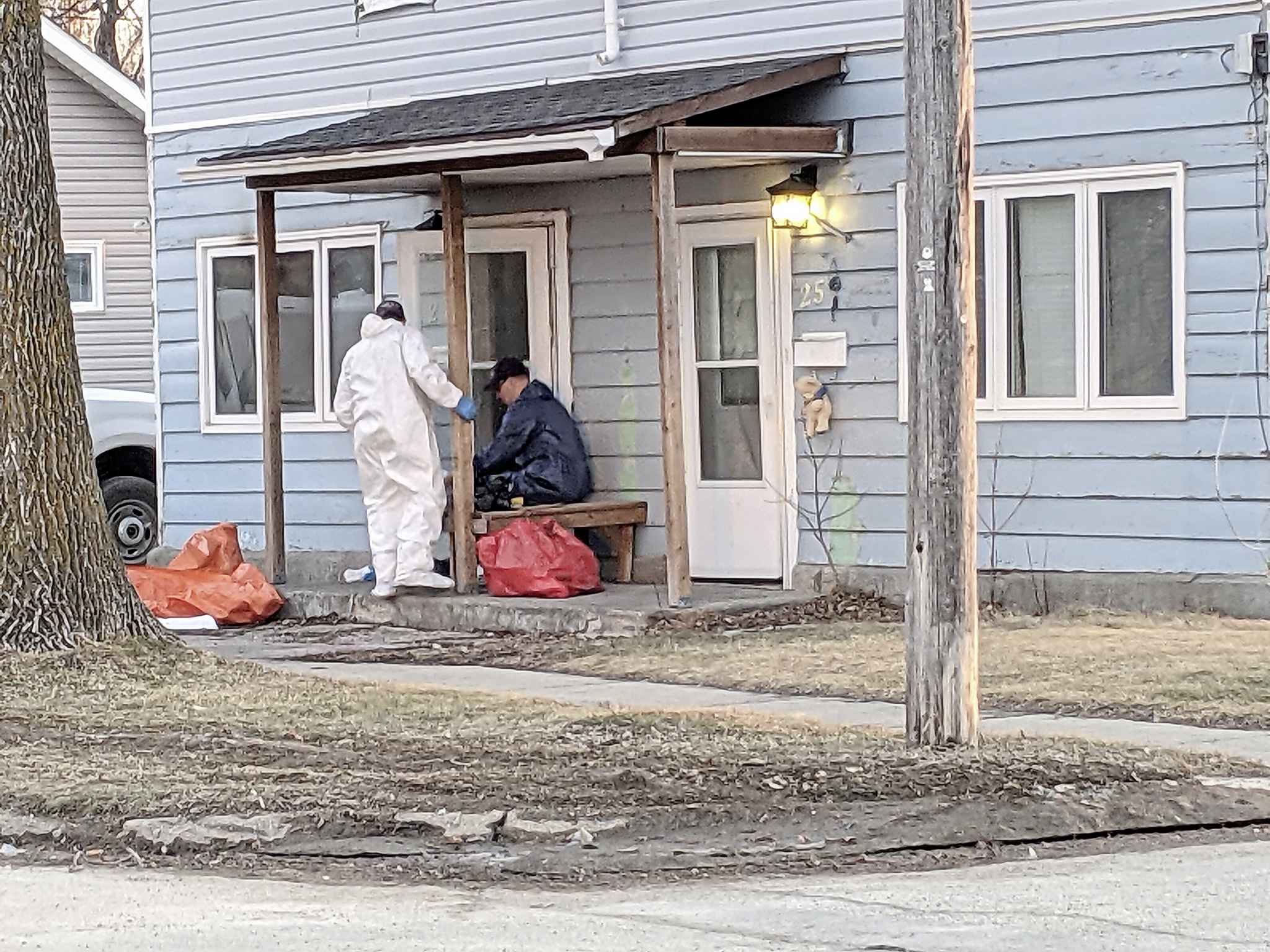 News briefs for April 10, 2022 – Winnipeg Free Press