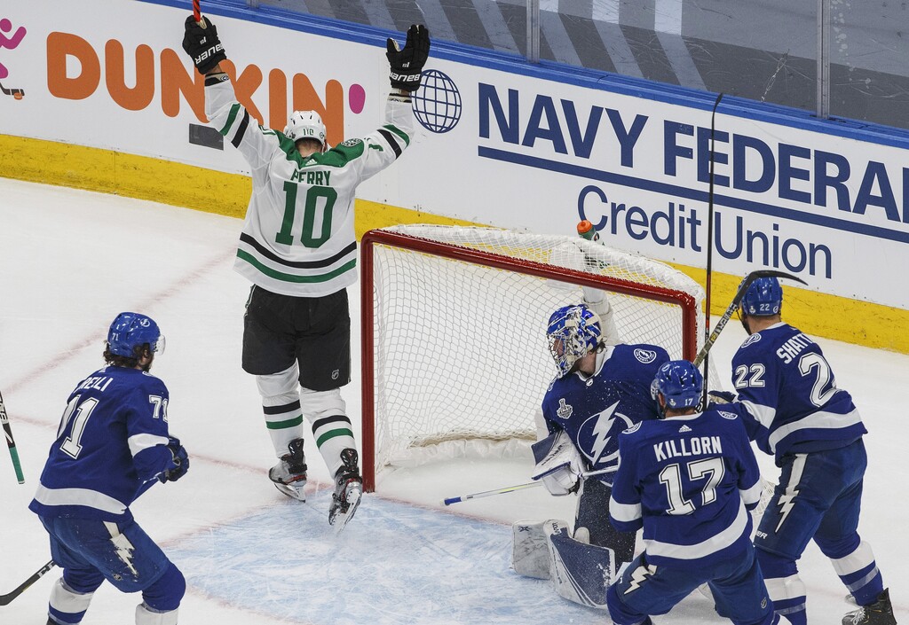 Corey Perry hero in double OT to keep Dallas in series – Winnipeg Free ...