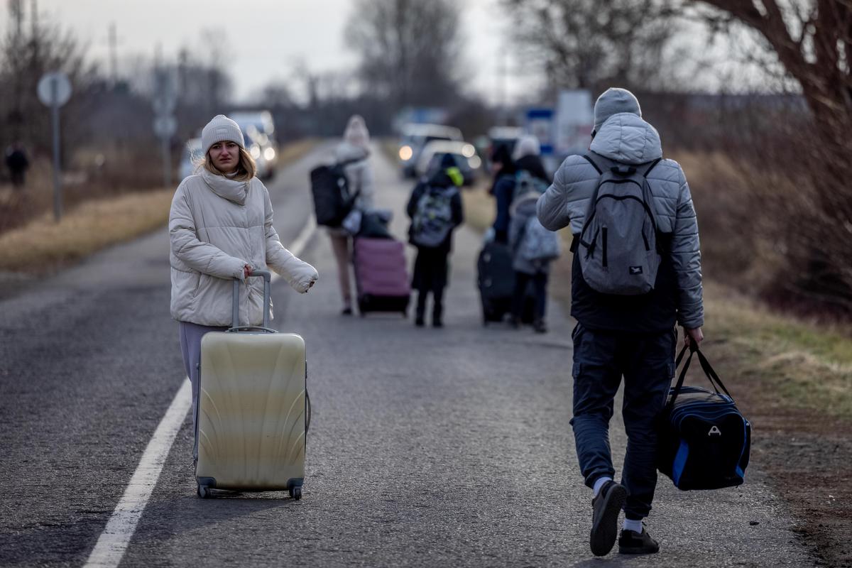 Toronto’s crowded homeless shelters are no place for refugees fleeing ...
