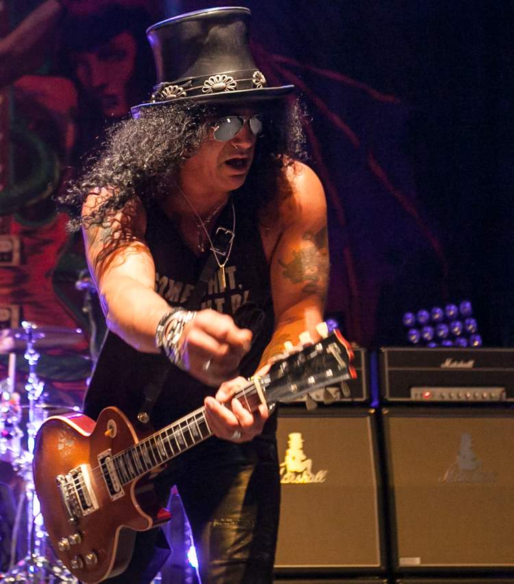 Slash plays Winnipeg – Winnipeg Free Press