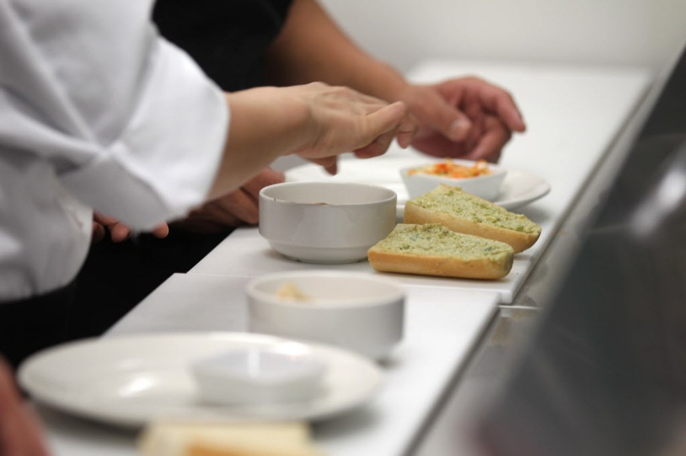 Lunch Bell restaurant opens on Main Street – Winnipeg Free Press