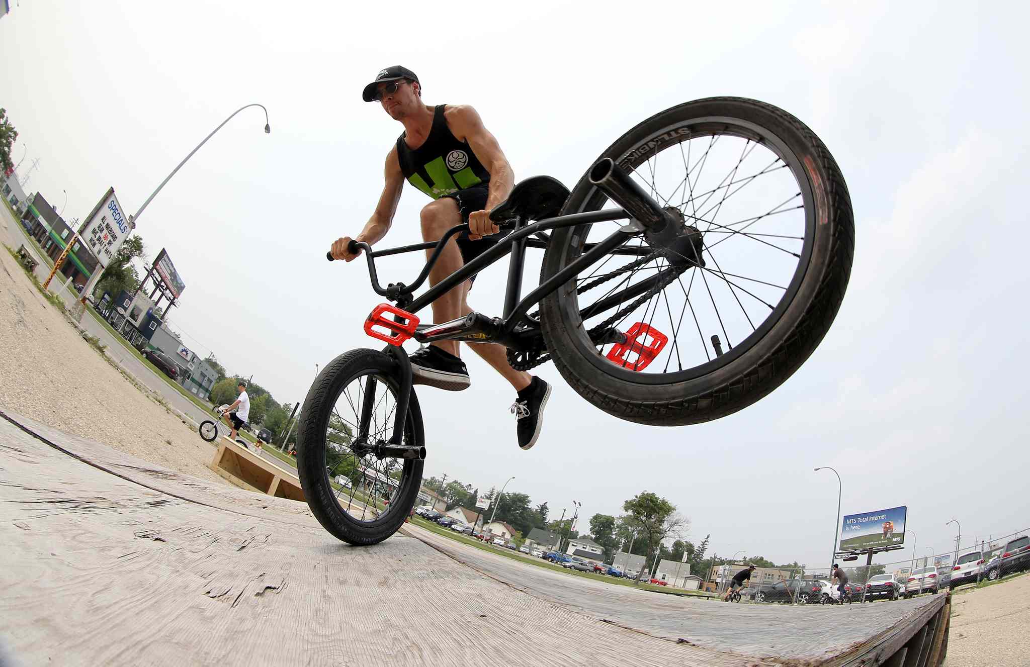Bikers show off some cool stunts at a BMX jam in Winnipeg – Winnipeg ...