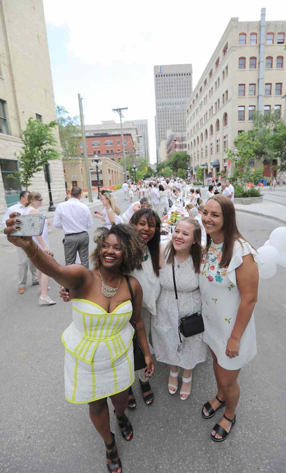 Table for 1200 – Winnipeg Free Press