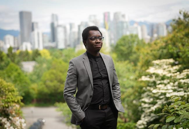 Griffin nominee Tolu Oloruntoba lets us into his hiding place ...