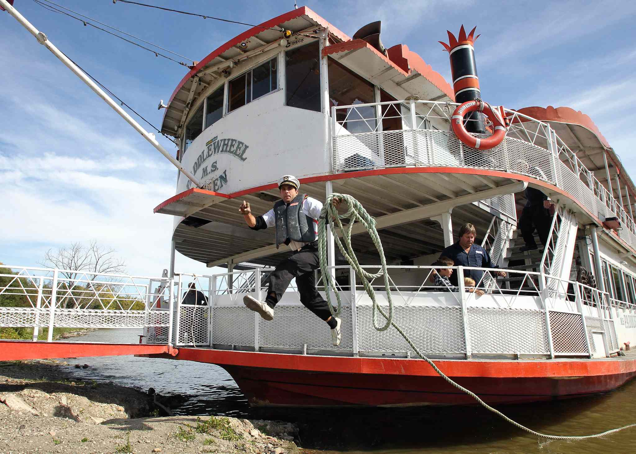 The Paddlewheel Queen’s last voyage – Winnipeg Free Press