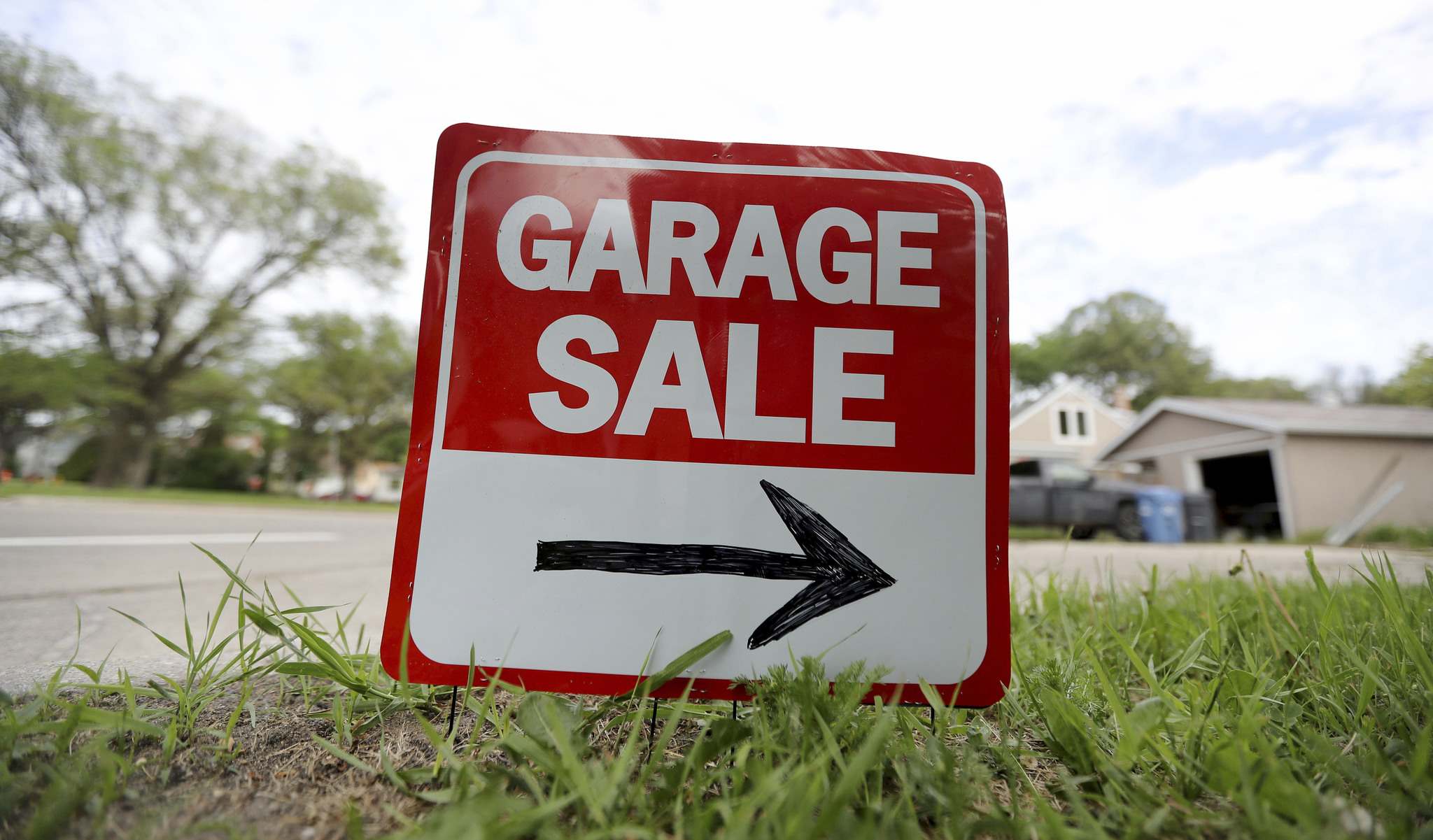 Come, sale away – Winnipeg Free Press