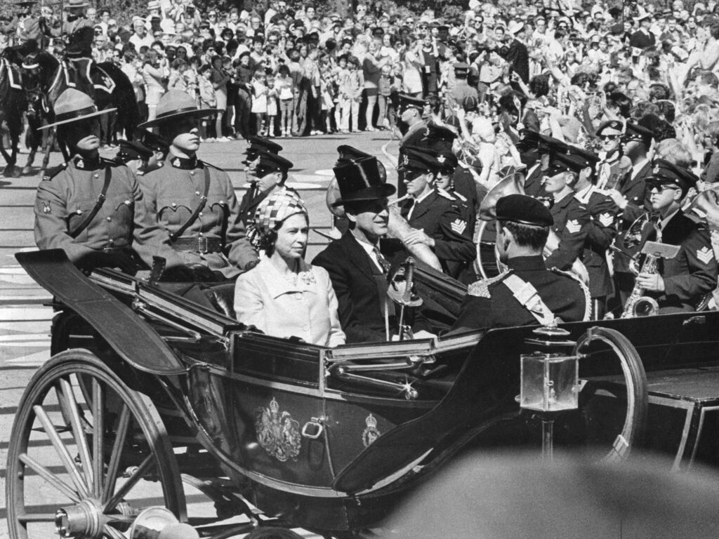 Royal receptions: A look back at Queen Elizabeth’s visits to Manitoba ...