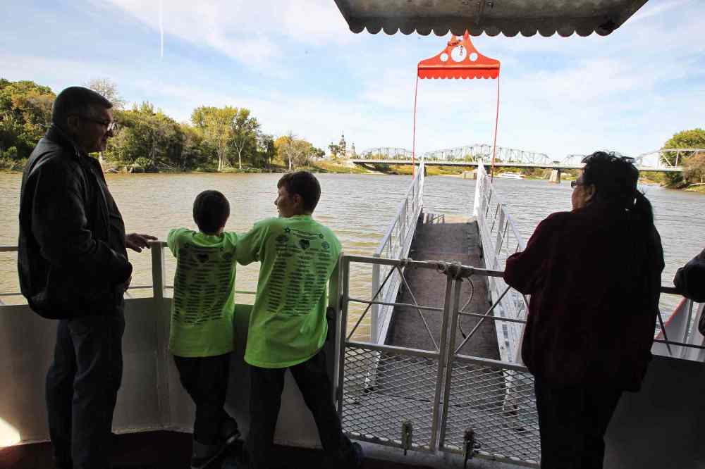 The Paddlewheel Queen’s last voyage – Winnipeg Free Press