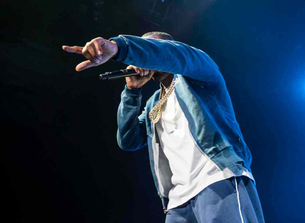Rapper Nas hits the MTS Centre stage – Winnipeg Free Press