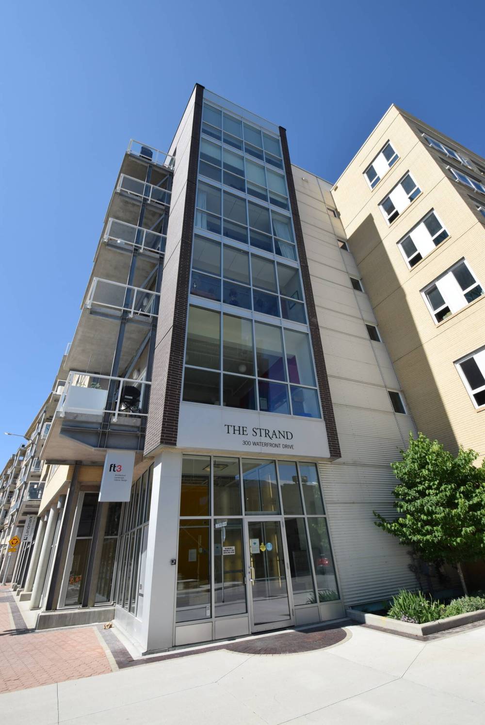 Penthouse living in the Exchange District – Winnipeg Free Press