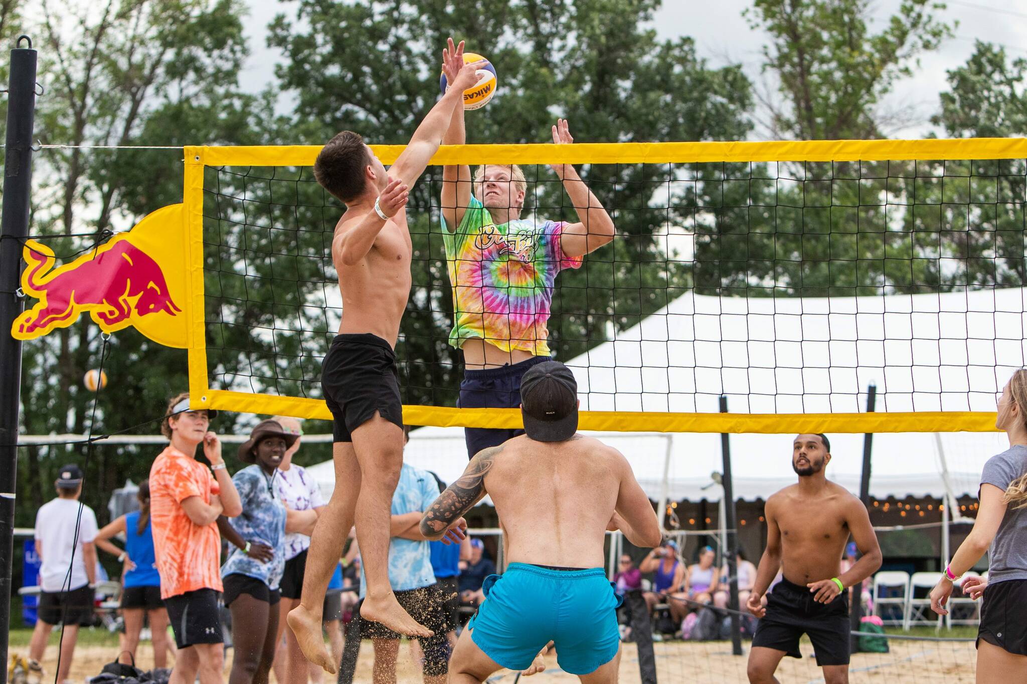 Super-Spike serves up smiles – Winnipeg Free Press