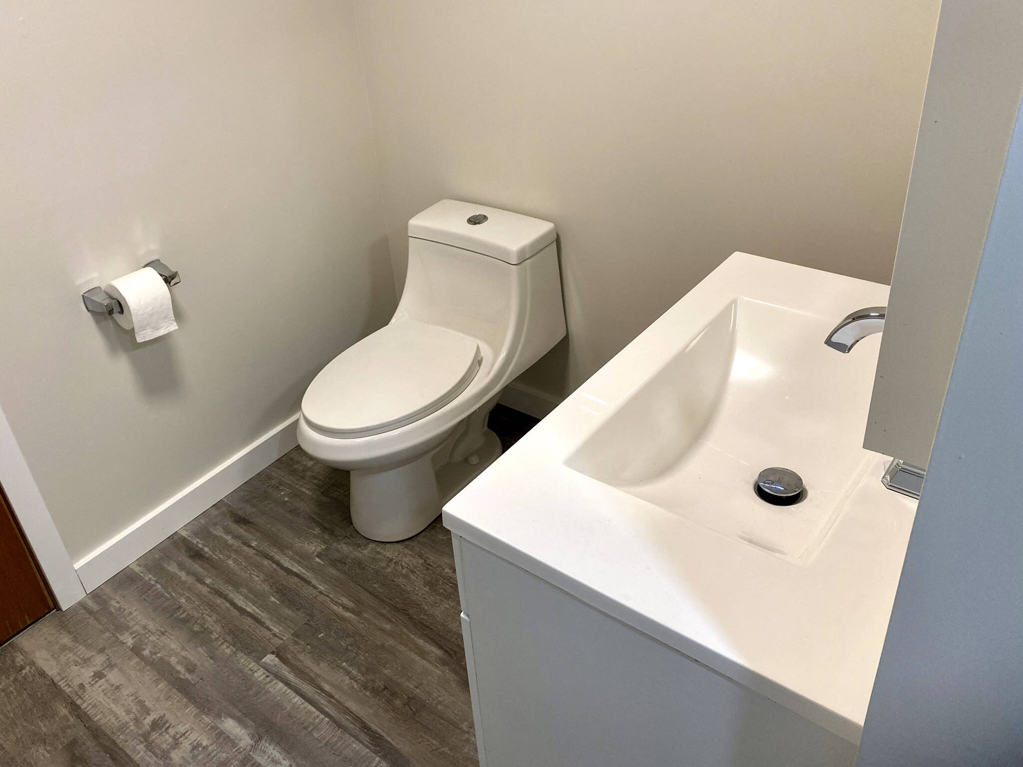 Bathroom on a budget – Winnipeg Free Press