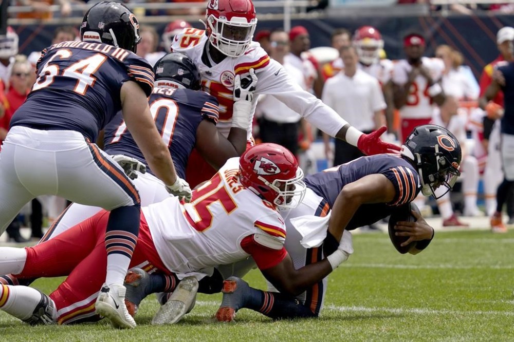 Chiefs get Jones, Hardman back as camp returns to KC – Winnipeg Free Press