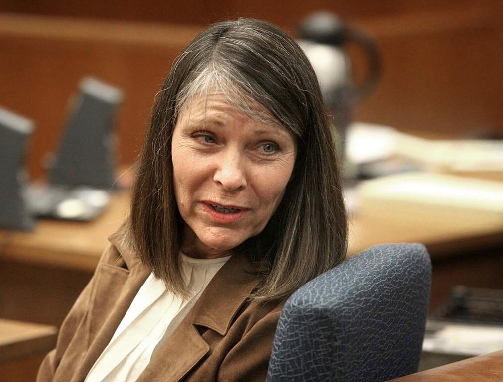 Woman’s trial for 2 Kansas deaths ends with hung jury – Winnipeg Free Press
