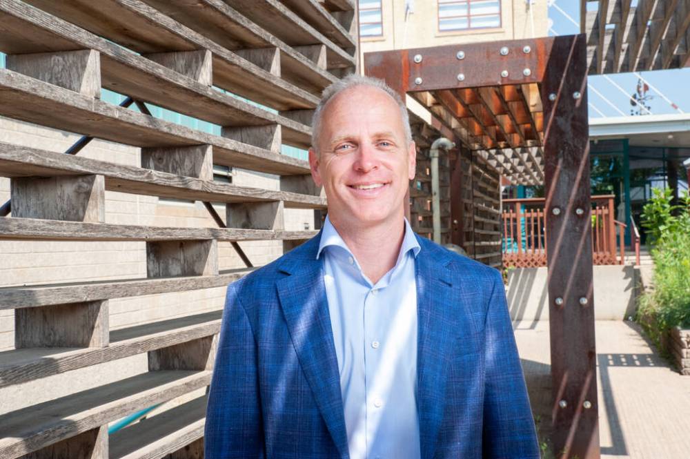 Mayoral candidate Shone pitches relaxed public park liquor laws ...