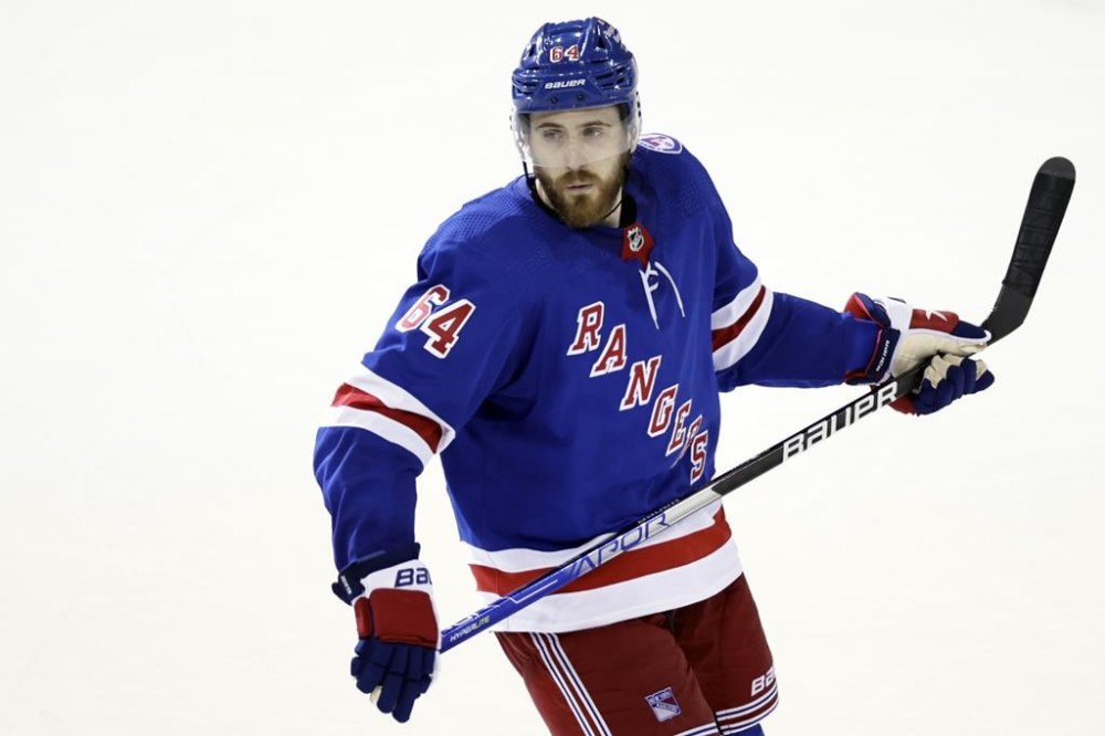 Ottawa Senators sign forward Tyler Motte to one-year, $1.35-million ...