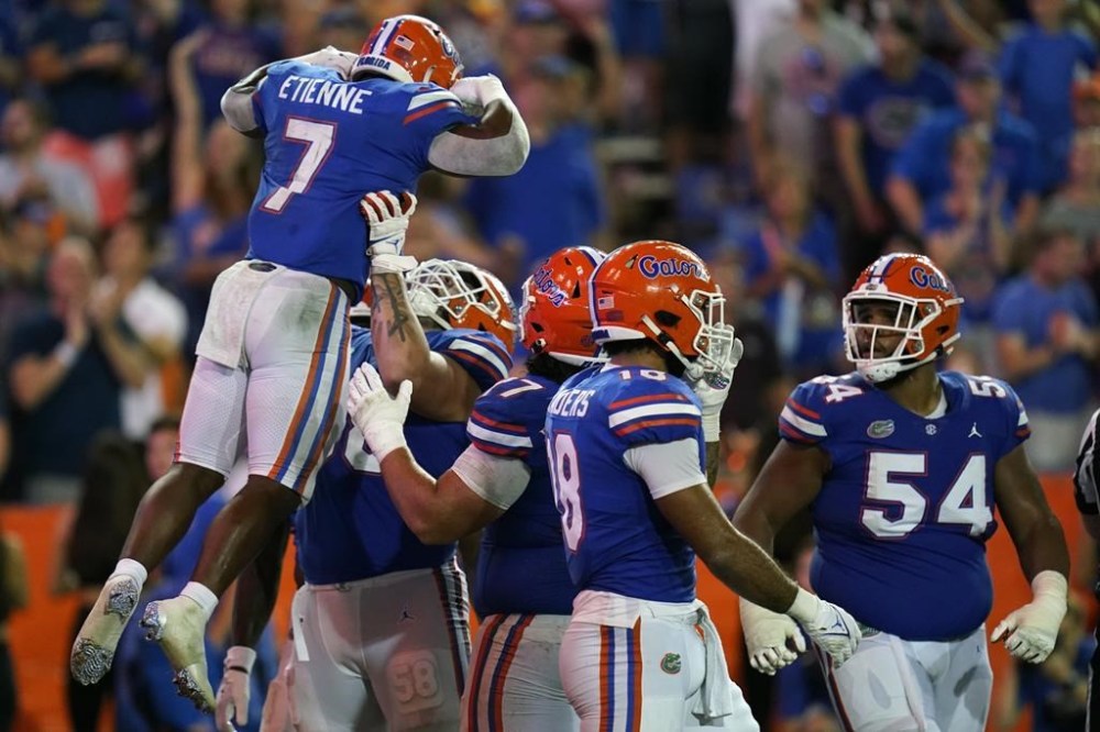USF botches late FG, No. 18 Florida gets 31-28 win in Swamp – Winnipeg ...