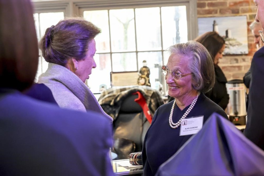 Princess Anne takes the Staten Island ferry to Manhattan – Winnipeg ...