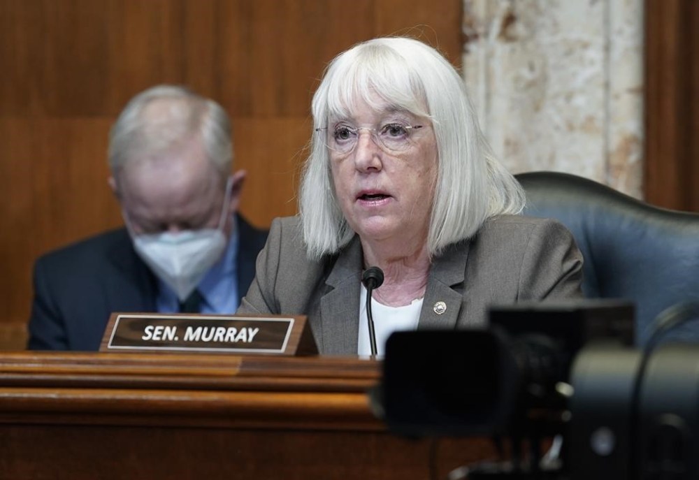 Murray and Smiley spar over abortion, crime in Senate debate – Winnipeg ...