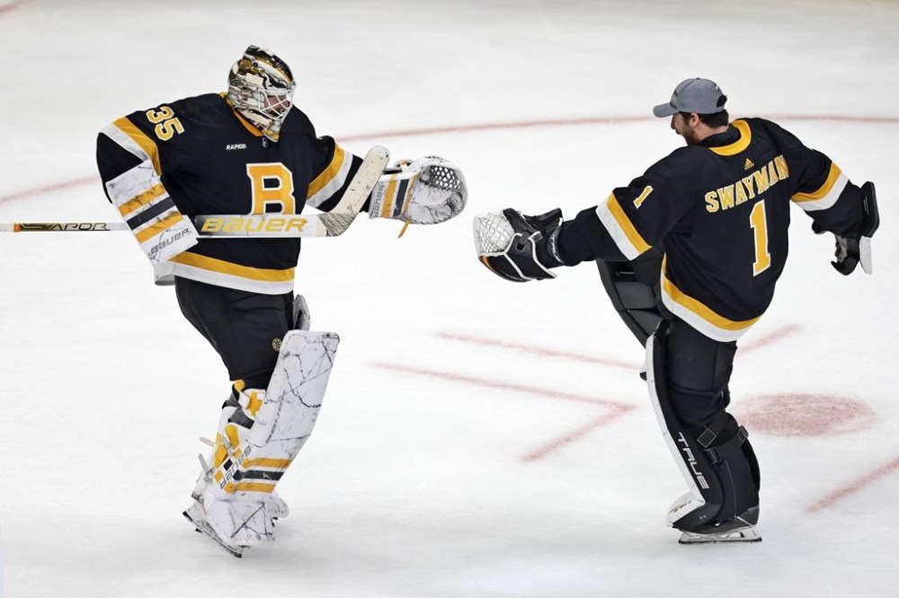 Johnson scores 2, Blackhawks beat Kraken 5-4 – Winnipeg Free Press