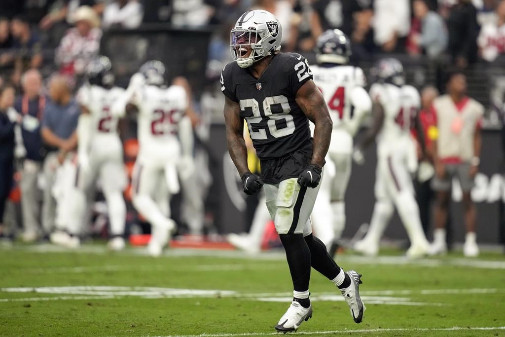Raiders run away late from Texans for rare lopsided win – Winnipeg Free ...