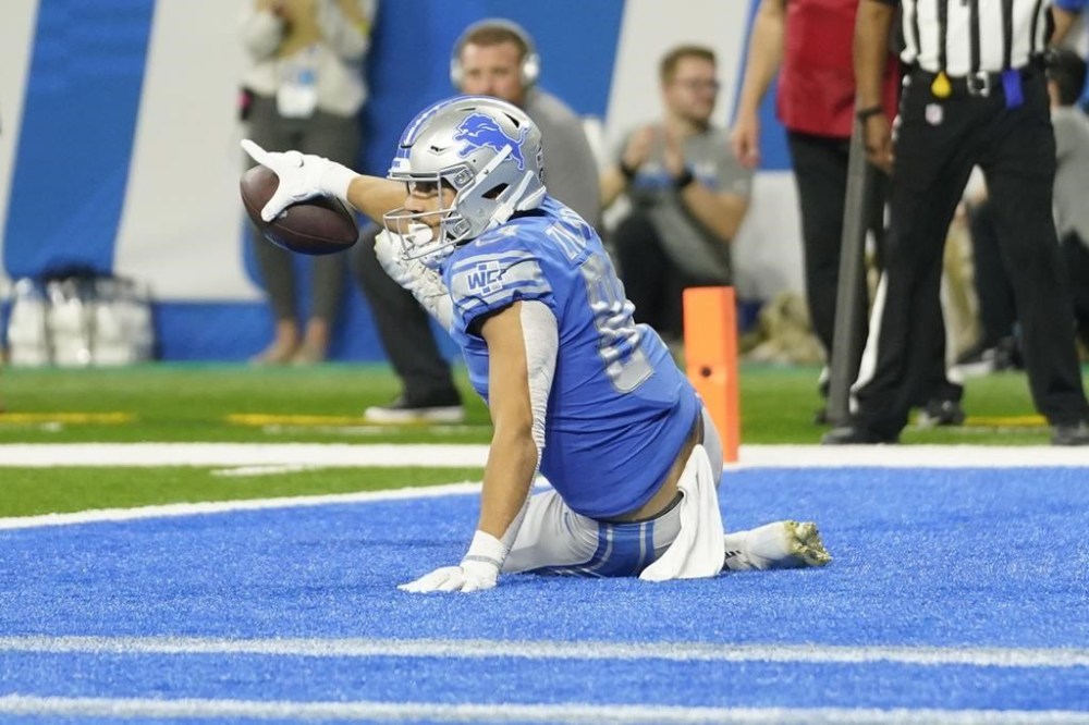 Lions activate Zylstra brothers; TE Shane catches TD in win – Winnipeg ...