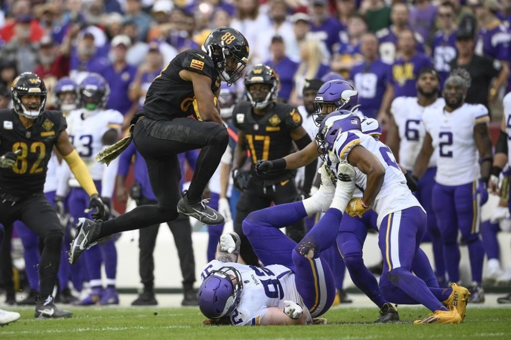 Commanders inconsistent but in playoff race at midway point – Winnipeg ...