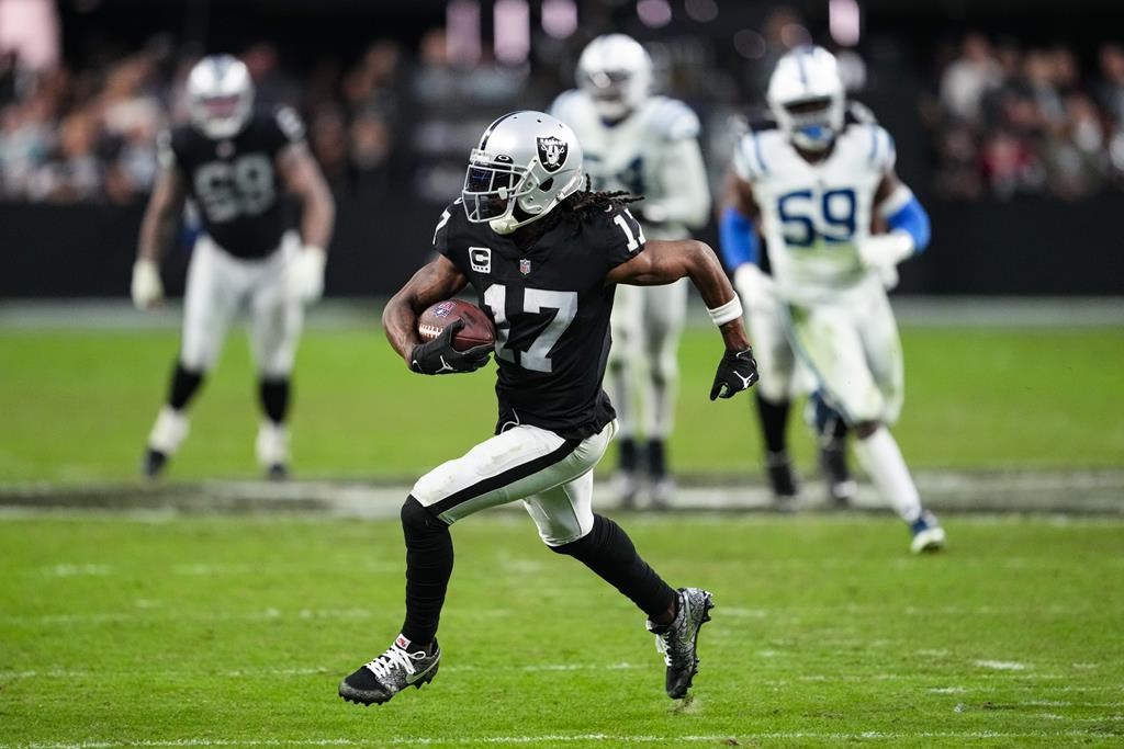 Mark Davis sticks by Josh McDaniels even as Raiders struggle – Winnipeg ...