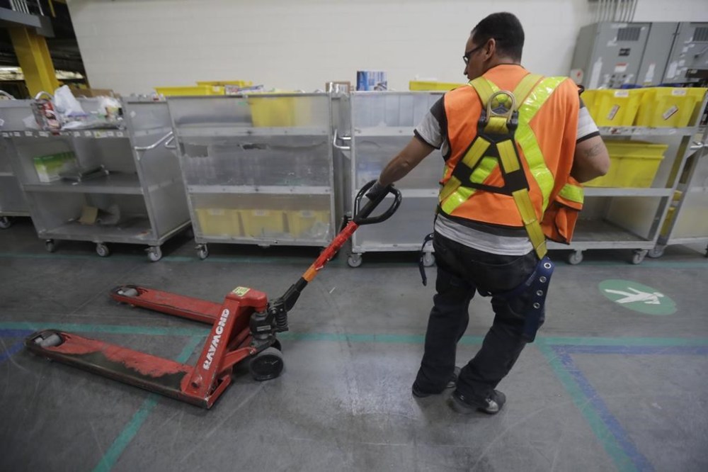 OSHA: Amazon failed to record some warehouse injuries – Winnipeg Free Press