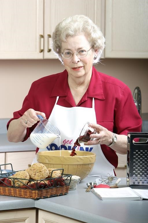 ‘Company’s Coming’ cookbooks author Jean Paré dies in Edmonton at age ...