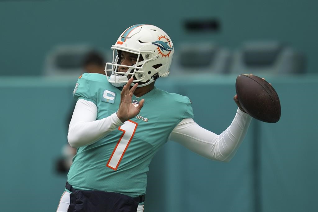 McDaniel: Tua suffered concussion in loss to Packers – Winnipeg Free Press