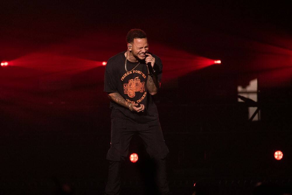 Kane Brown brings eclectic mix to town – Winnipeg Free Press