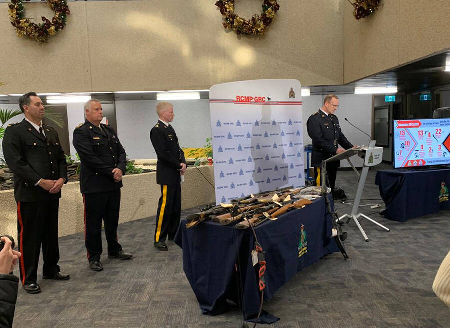 Joint police operation touts arrests, weapons seizures – Winnipeg Free ...