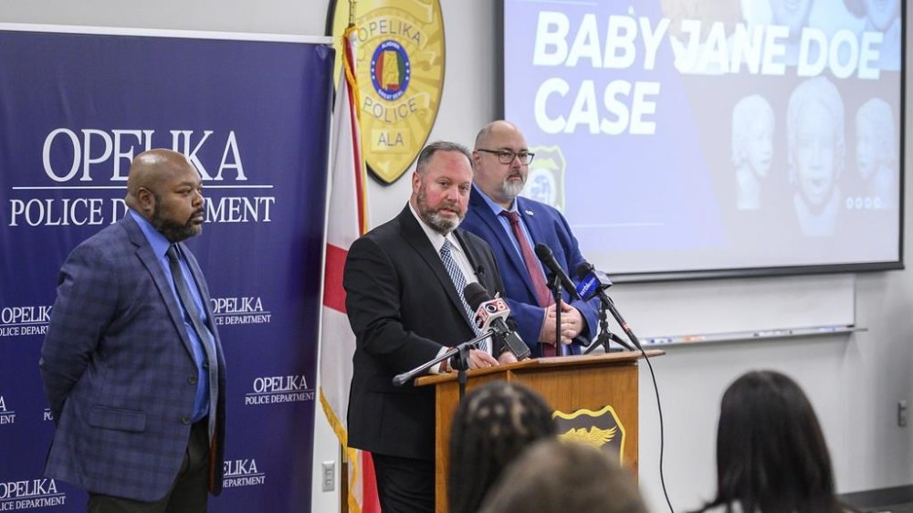 Alabama police ID girl’s remains found in 2012, arrest dad – Winnipeg ...