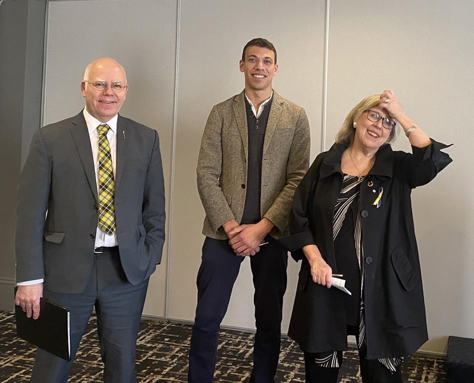 Elizabeth May says Greens will investigate after member information ...