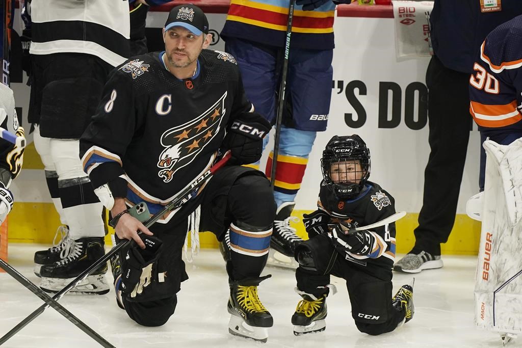 Ovechkin, and Ovi Jr., take the ice at All-Star skills night – Winnipeg ...
