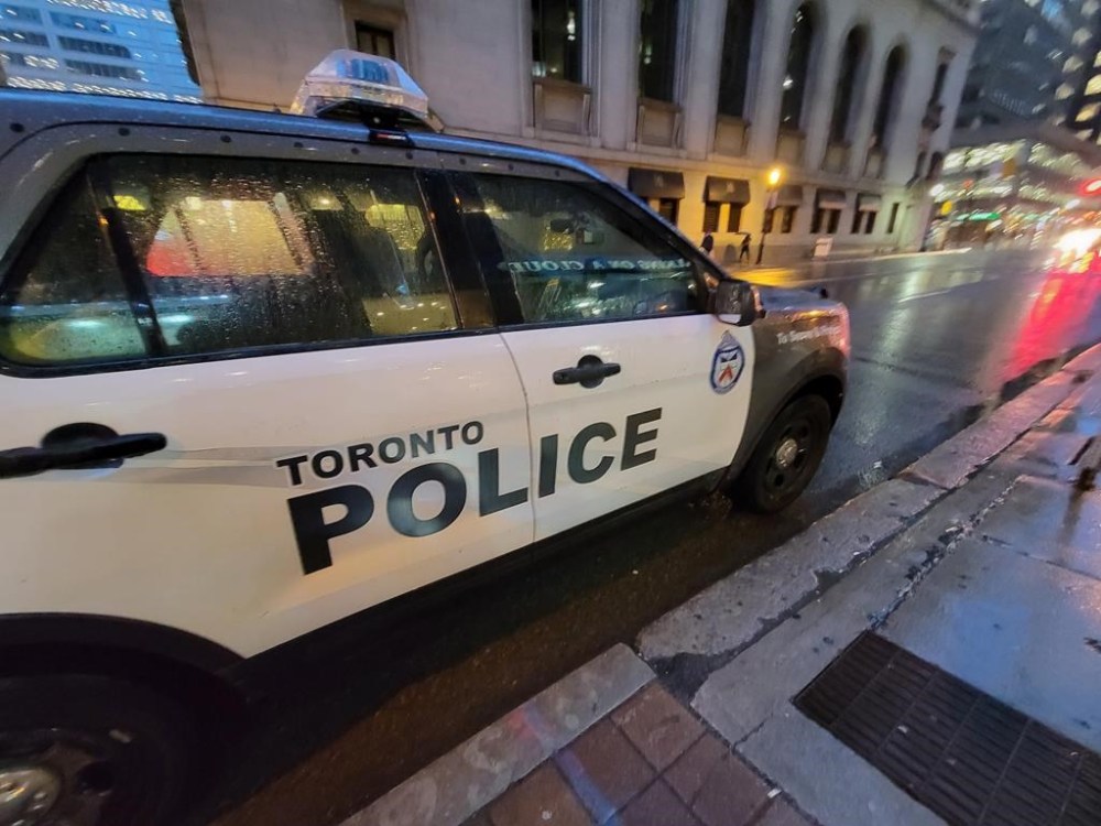Toronto police officer charged with manslaughter, aggravated assault in ...