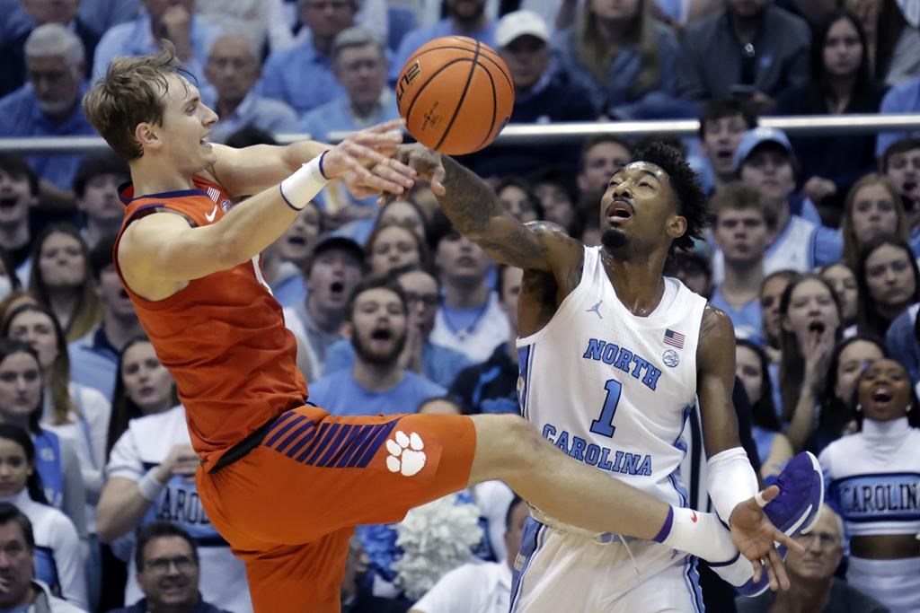 North Carolina hits 15 3s, beats Clemson 91-71 – Winnipeg Free Press