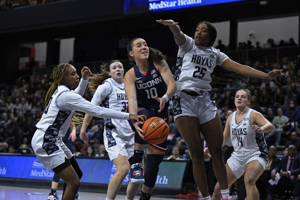 No. 4 UConn avoids three-game slide, upends Georgetown 67-59 – Winnipeg ...