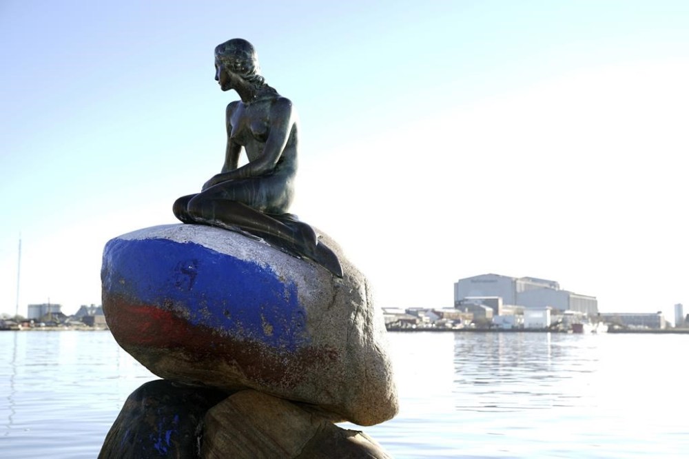Statue of Little Mermaid vandalized again in Denmark – Winnipeg Free Press
