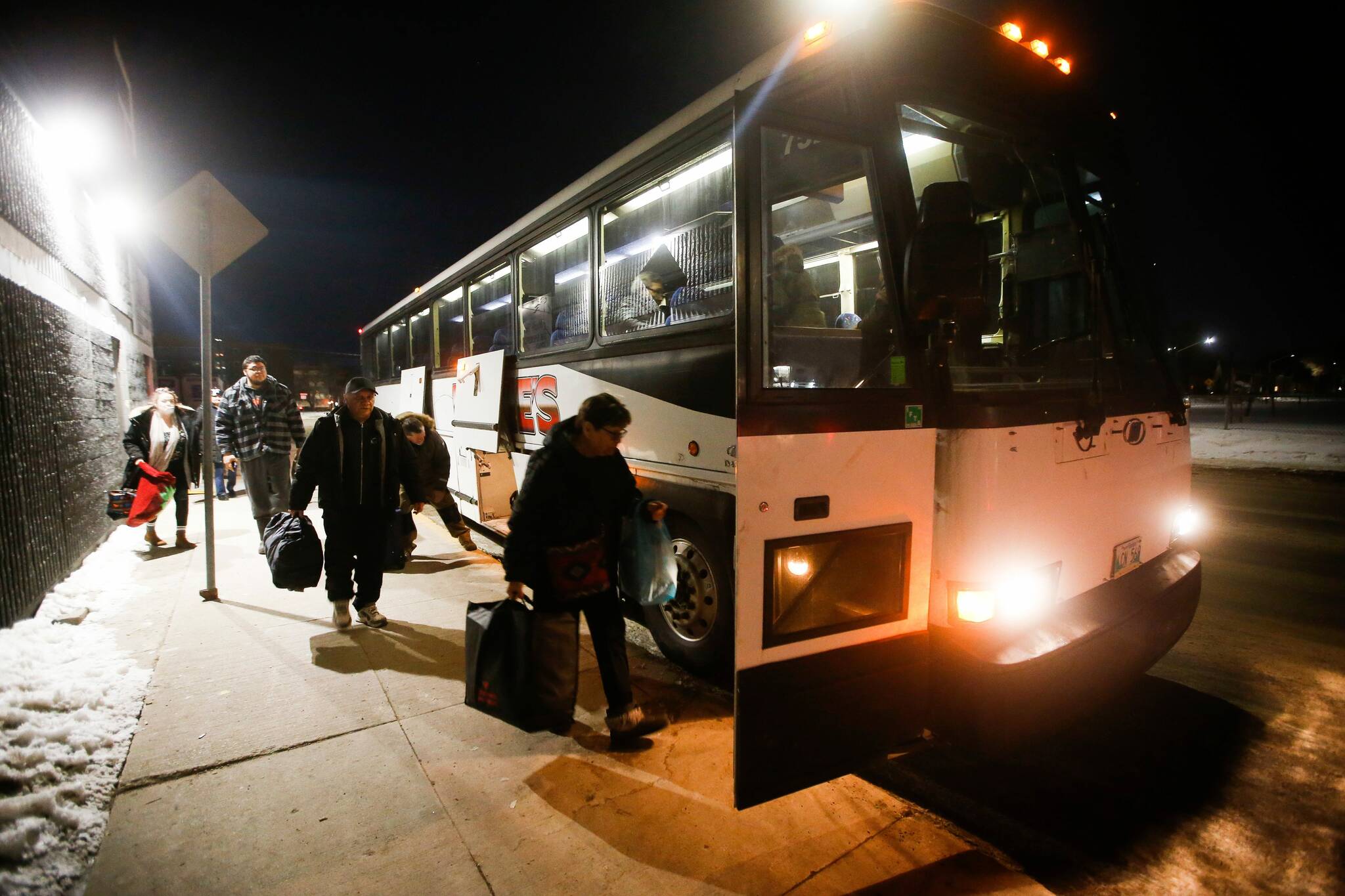 Passenger safety allegations chase northern bus lines – Winnipeg Free Press