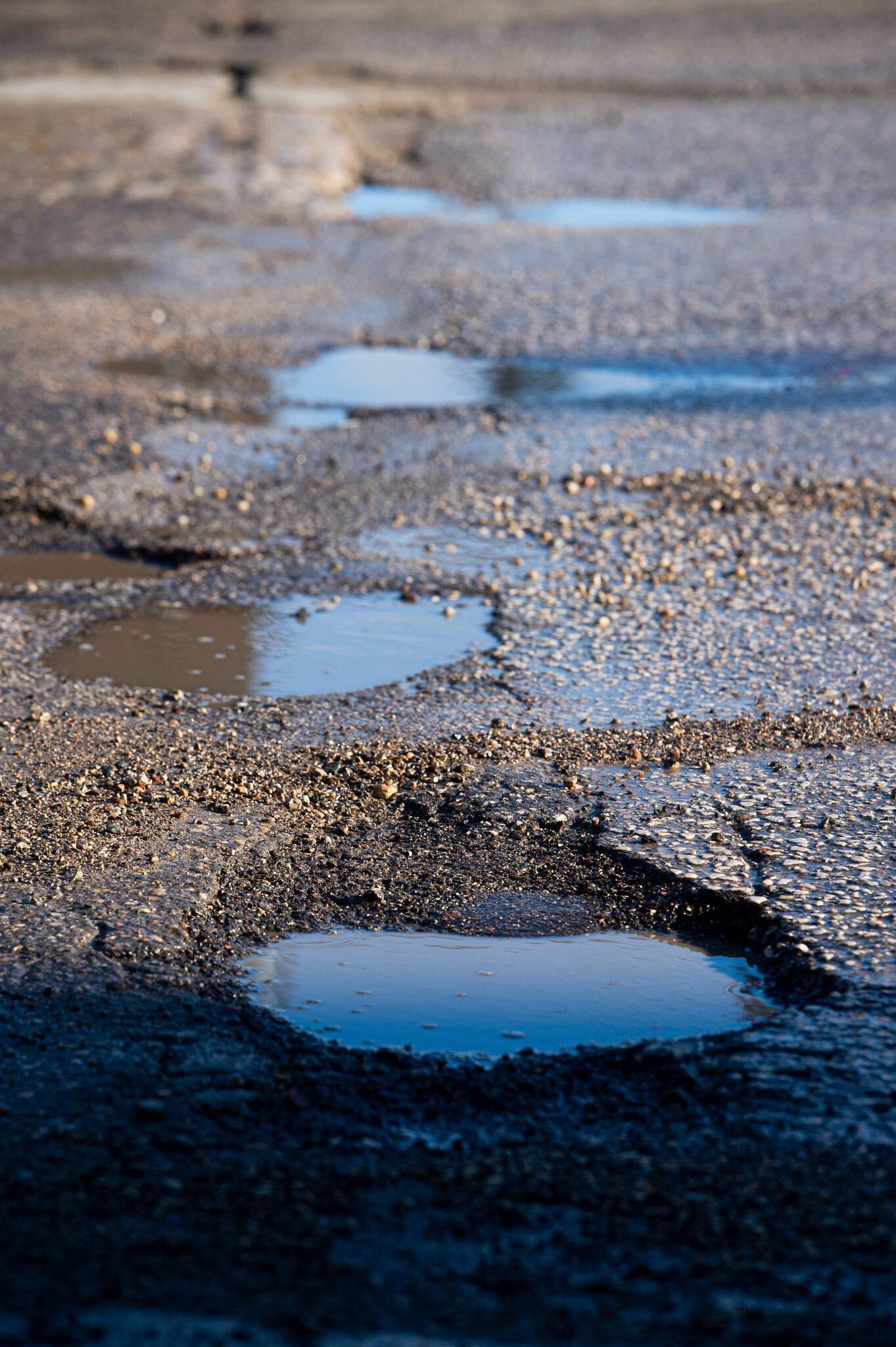 Recycled pothole patches pitched to city council – Winnipeg Free Press