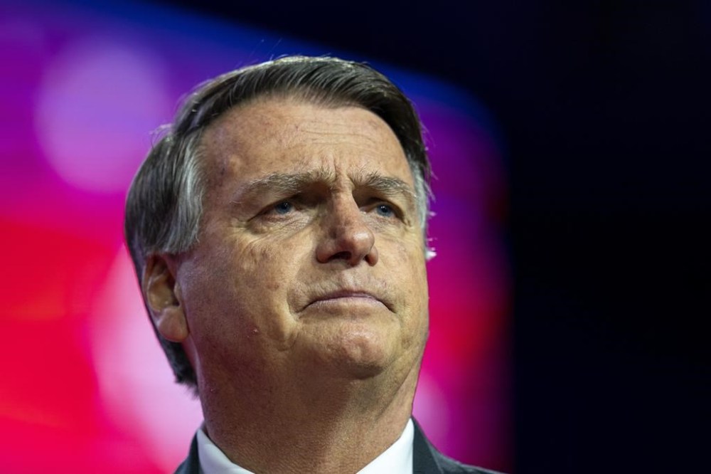 Bolsonaro’s legal woes deepen with undeclared diamond gifts – Winnipeg ...