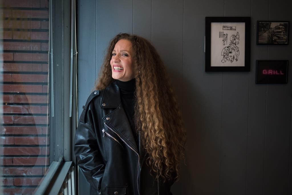 Amanda Marshall leaves behind two decades of ordinary for a return to ...