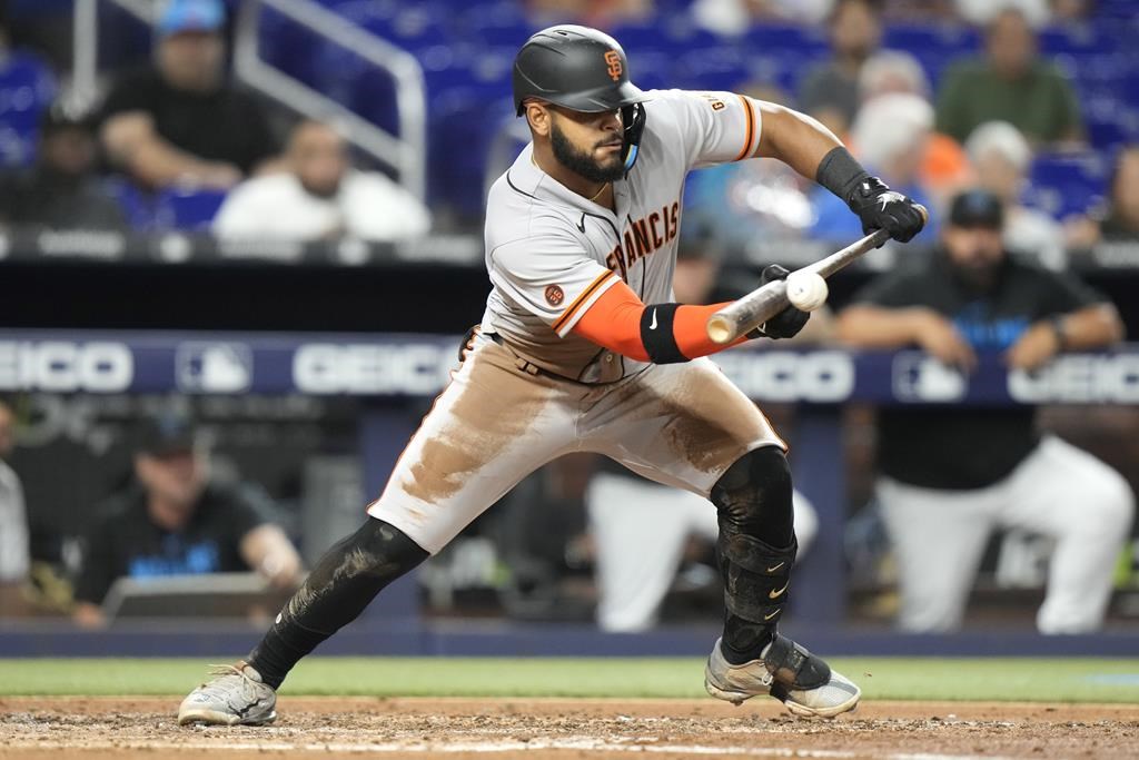 Soler’s pinch hit blast leads Marlins past Giants 4-3 – Winnipeg Free Press
