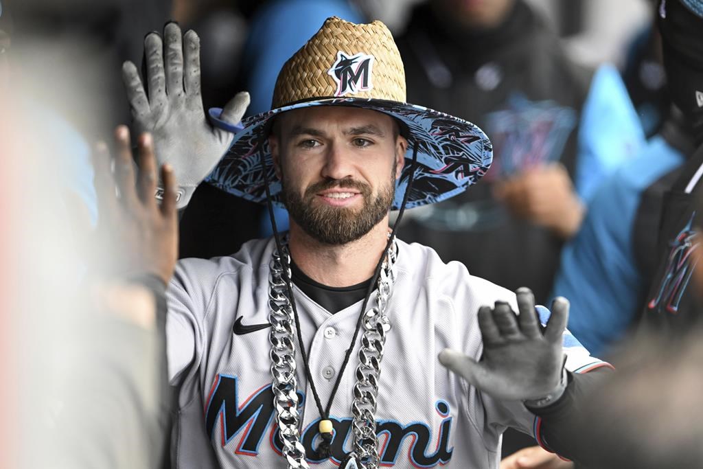 Guardians’ Logan Allen strikes out 8, wins MLB debut – Winnipeg Free Press